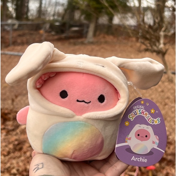 Squishmallows | Toys | Archie The Axolotl 5 In Bunny Costume Easter 224 ...